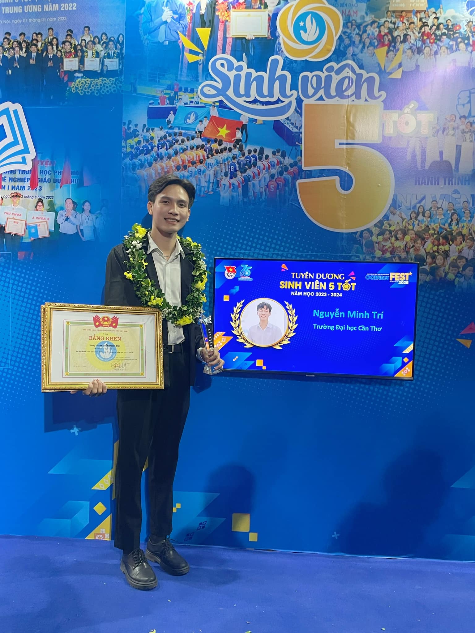 Nguyễn Minh Trí – The Journey of Overcoming Oneself to Become Valedictorian