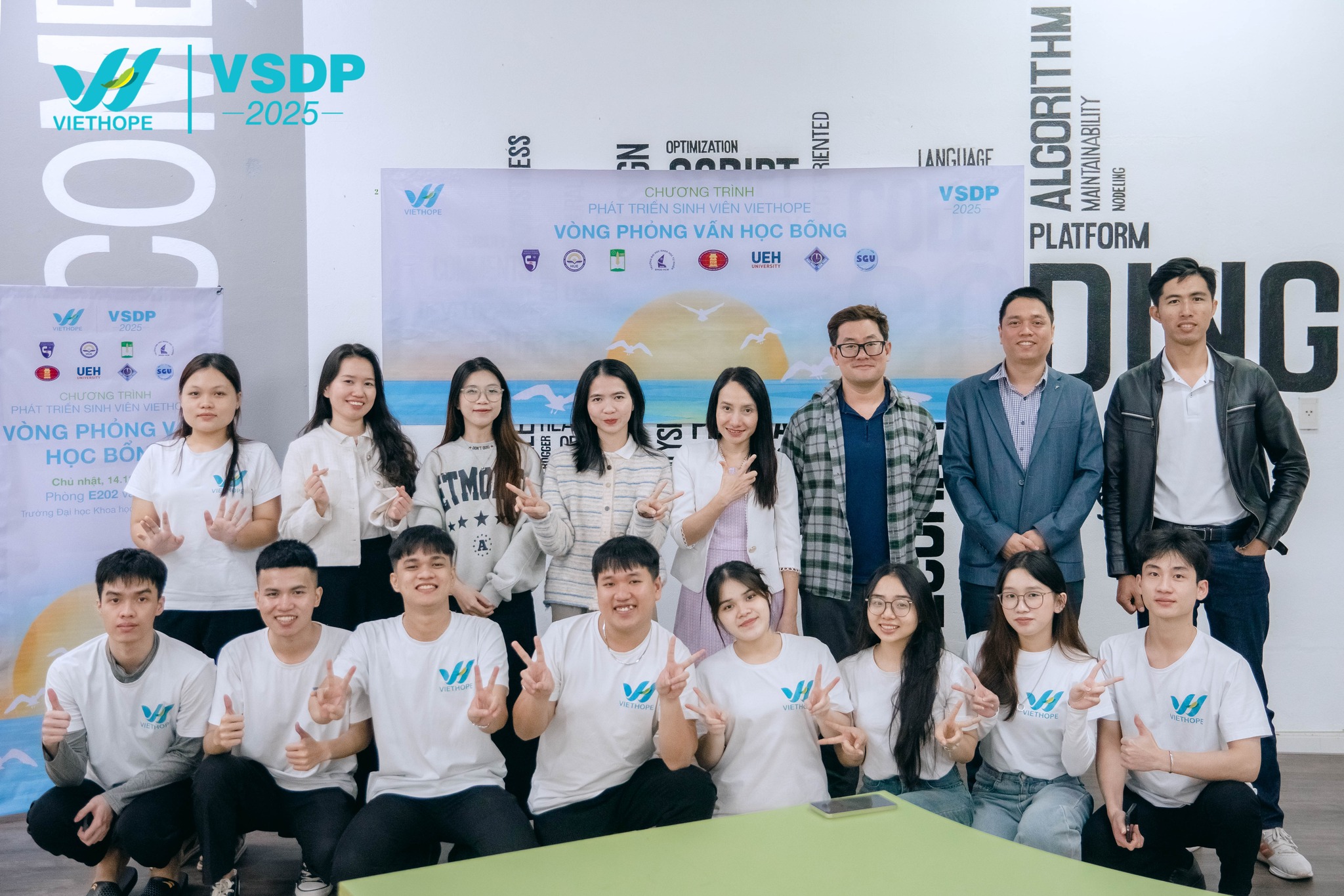 [VSDP 2025] RECAP VÒNG PHỎNG VẤN HỌC BỔNG TẠI HUẾ